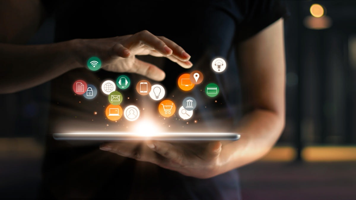 How Intelligent Apps Are Changing the Face of Mobile Technology