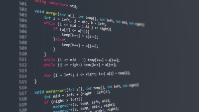 7 Best C++ IDEs & Text Editors For Streamlined Development