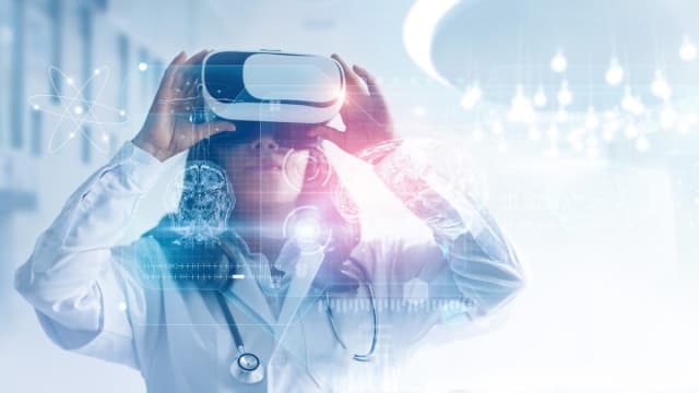 A Guide to Applying Virtual Reality in Medical Training and Therapy