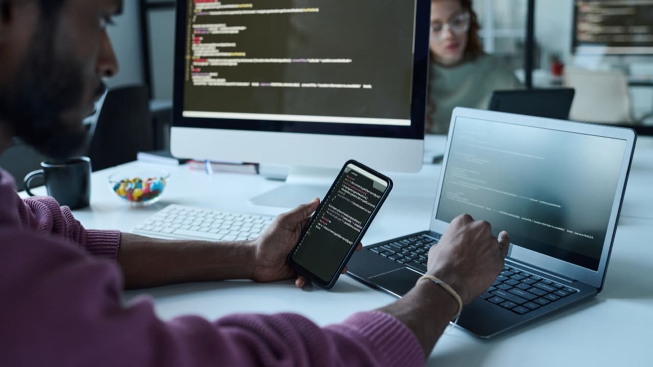 Syntax, Security, and Speed: A Swift vs. Objective-C Breakdown for App ...